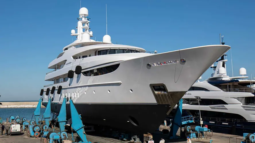 Oasis yacht (Lurssen, 63m, 2006)
